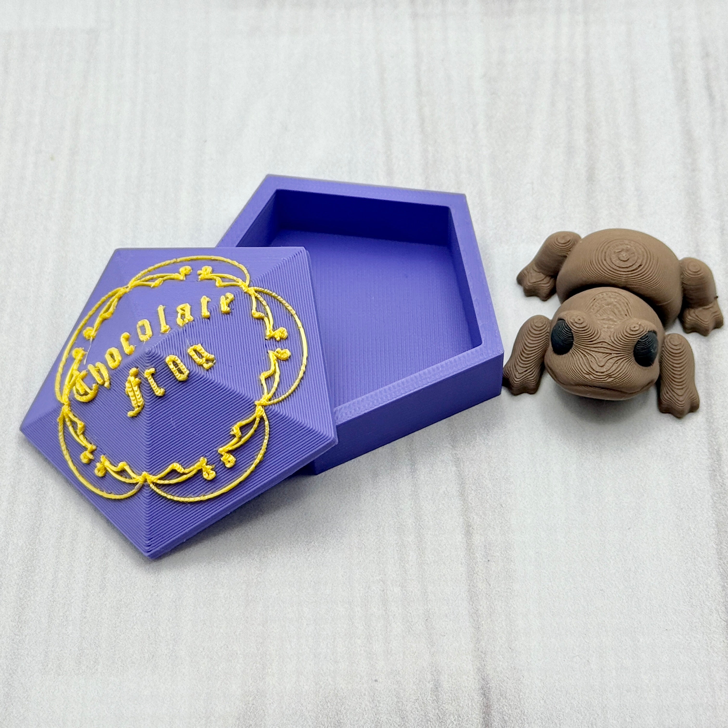 Flexi Chocolate Frog with Display Box – Everlore Creations